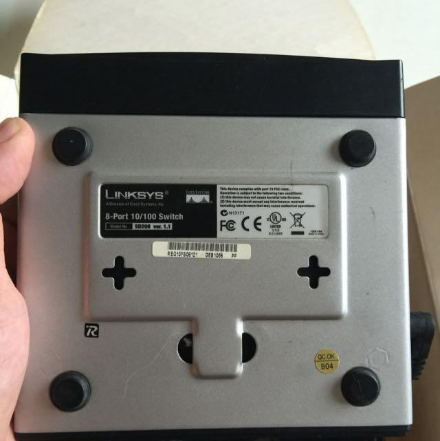 Network Switch 8port Linksys - SD208, Computers & Tech, Parts ...