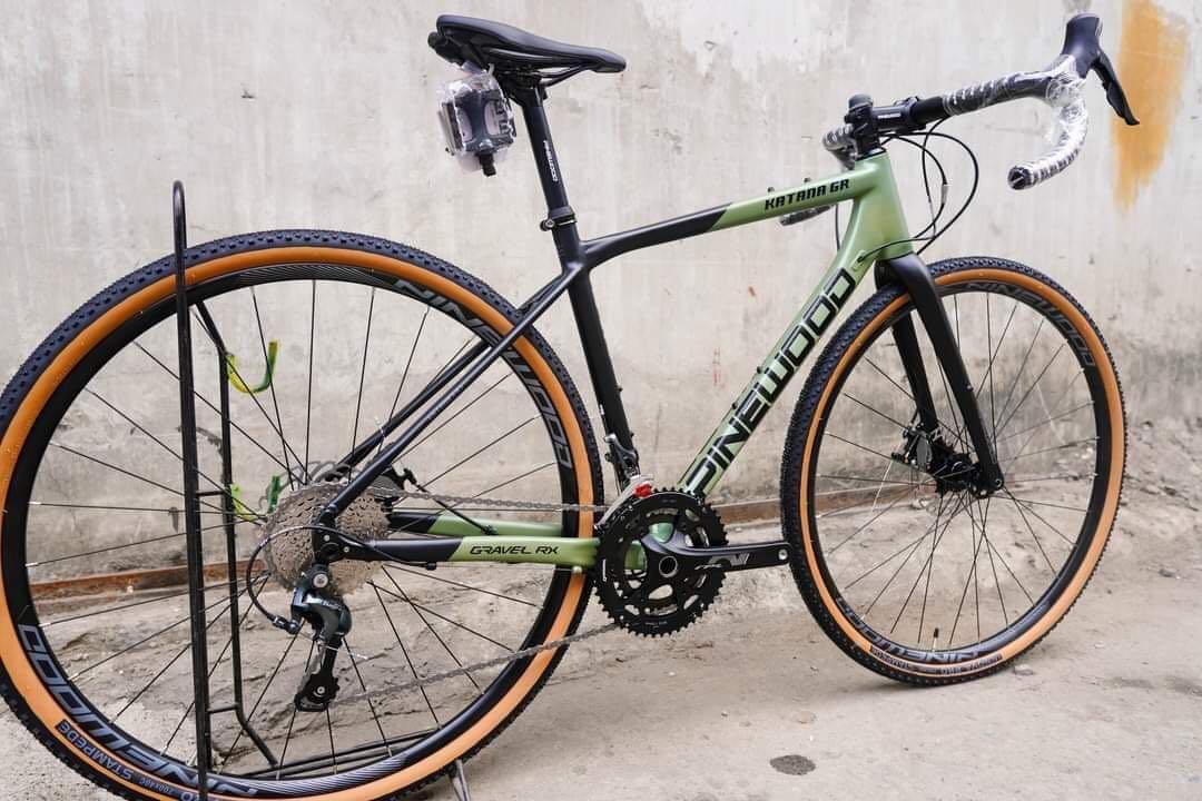 PINEWOOD KATANA GR 2x10 SHIMANO TIAGRA GRAVEL BIKE STI 700x40c, Sports ...