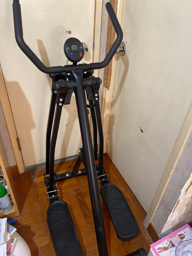 Slim Strider 家用可摺疊太空漫步機 室內健身器材 踏步機 漫步機, 運動產品, 運動與健身, 運動與健身 - 有氧健身器材 ...