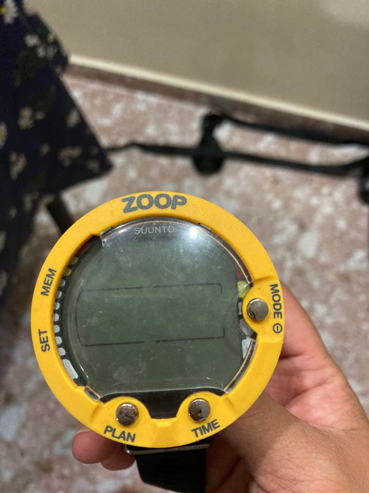 Suunto Zoop Sucba Diving Watch Computer, Luxury, Watches on Carousell