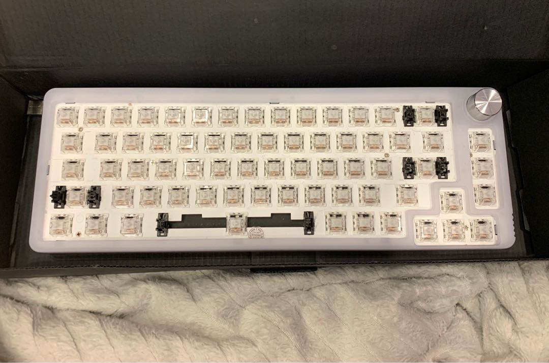 TOM680 Tri-mode Frosted Keyboard / Outemu Silent White Switches ...
