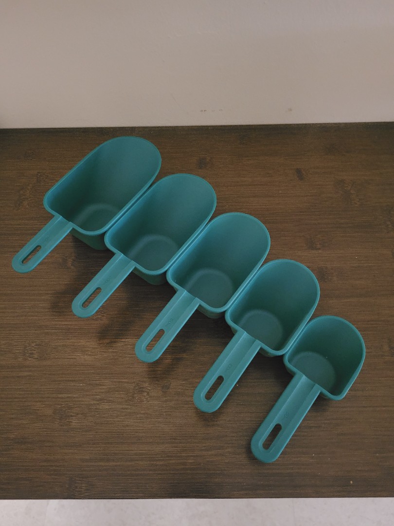 Tupperware measuring spoon, Furniture & Home Living, Kitchenware ...