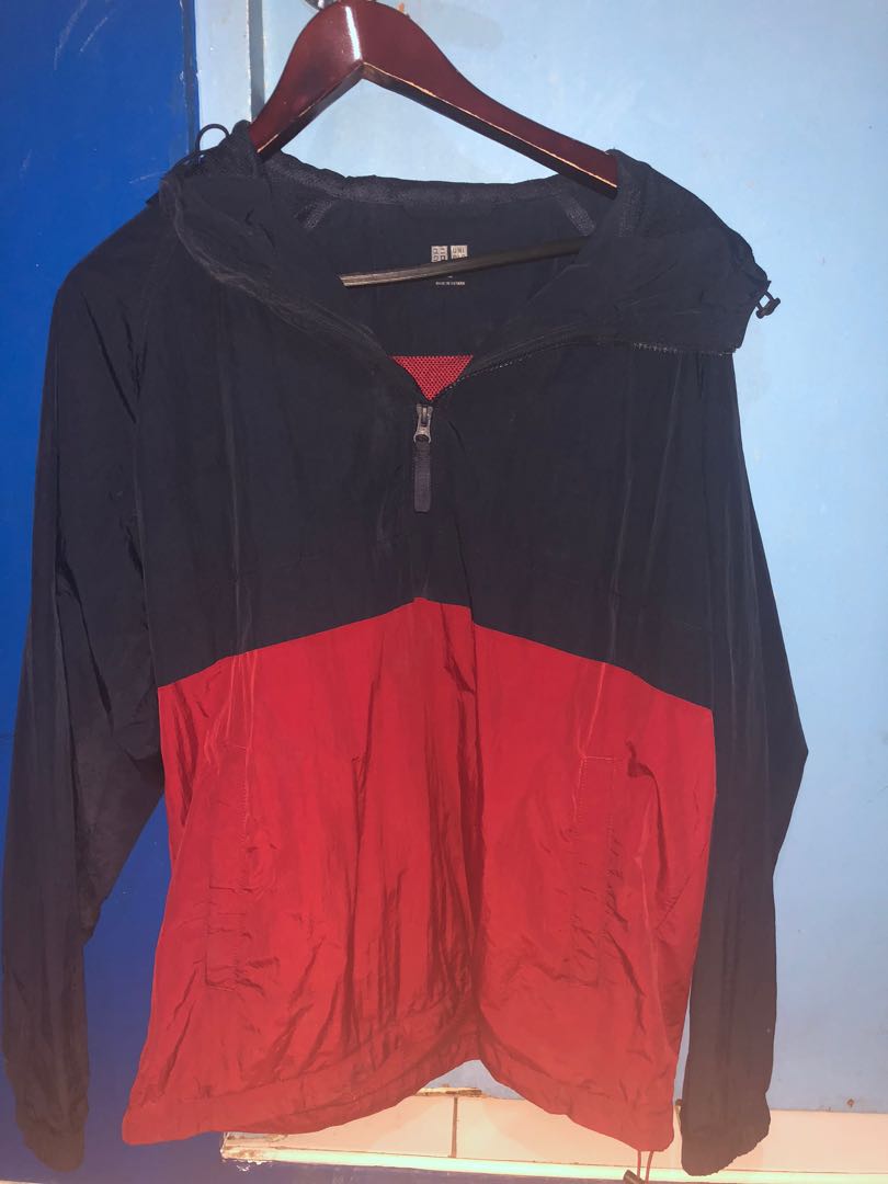 uniqlo maroon and blue parka jacket, Men's Fashion, Coats, Jackets and ...