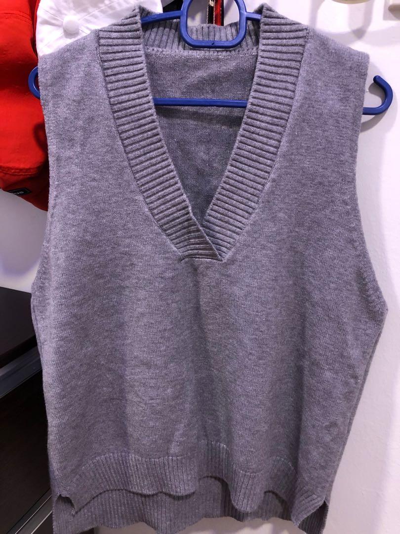 V shape shirt, Women's Fashion, Tops, Longsleeves on Carousell