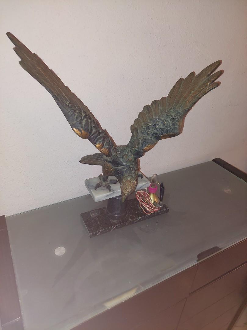Vintage 16.5 inches - Eagle lighting Statue - Light isn't working ...