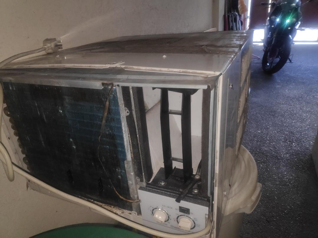 1.5 HP Mabe AC (Window-Type), TV & Home Appliances, Air Conditioning ...