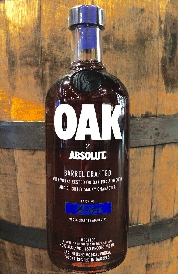Absolut Oak Vodka Gin, Food & Drinks, Beverages on Carousell