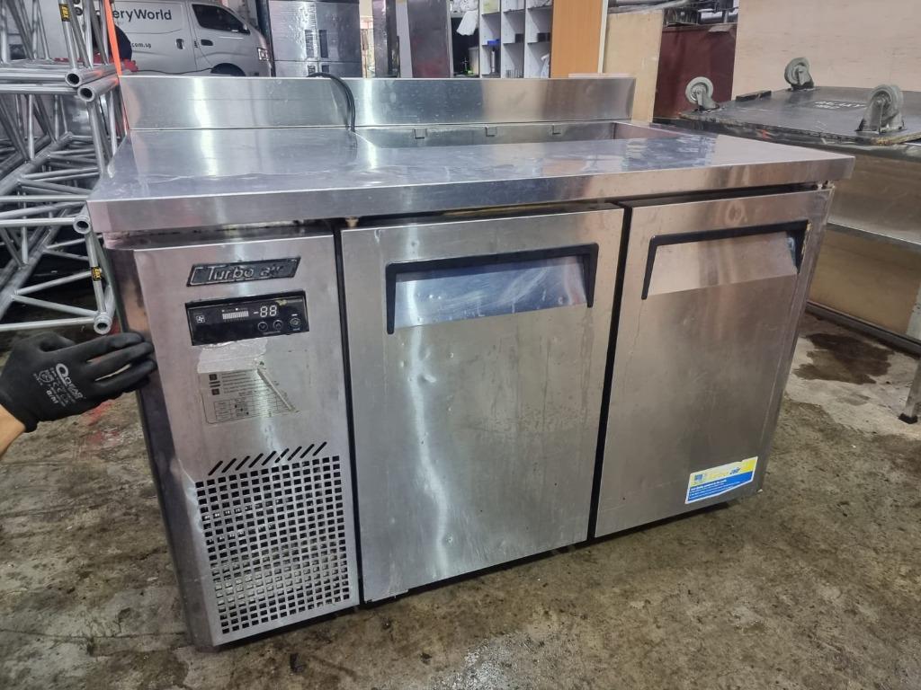 CHILLER C/W TOP OPENING TURBO AIR 2 DOOR COUNTER CHILLER C/W BACKSPLASH ...