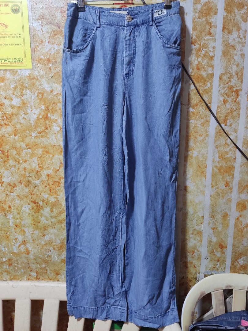 Denim squarepants 1, Women's Fashion, Bottoms, Jeans on Carousell
