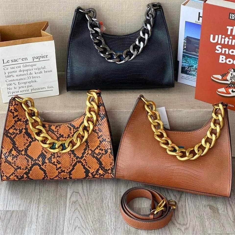 GUESS Tullia Hobo Bag Crossbody, Women's Fashion, Bags & Wallets ...