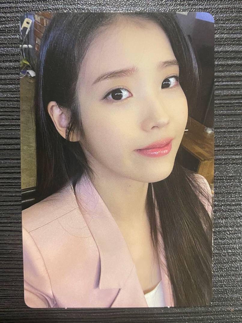 IU Lilac Photocard, Hobbies & Toys, Memorabilia & Collectibles, K-Wave ...