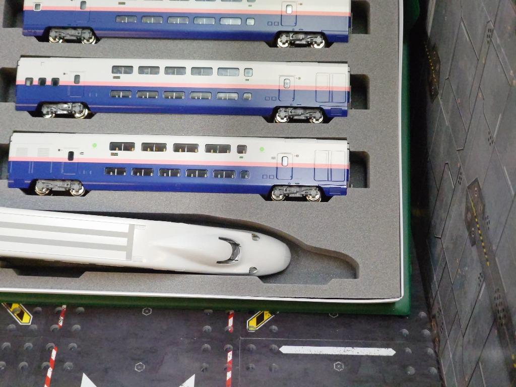[中古] KATO 10-1427 E4系新幹線「Maxとき」 8両 套裝 MAX TOKI (連室內燈), 興趣及遊戲, 玩具 & 遊戲類 ...