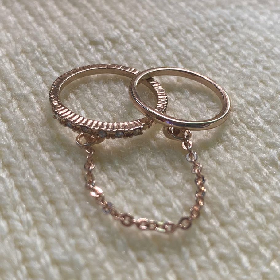 lovisa rose gold chain rings, Women's Fashion, Jewelry & Organisers, Rings on Carousell