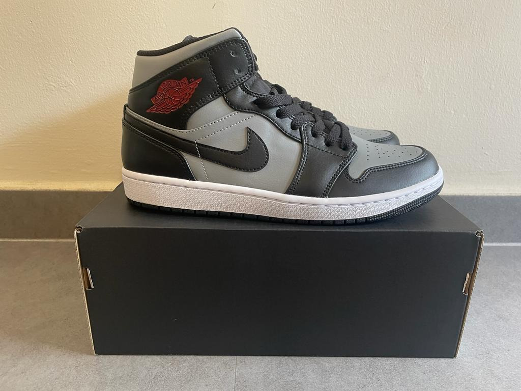 Nike Air Jordan 1 Mid 'Shadow Red', Men's Fashion, Footwear, Sneakers ...