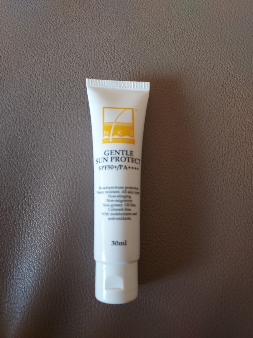 Niks Maple Gentle Sun Protect SPF50, Beauty & Personal Care, Face, Face ...