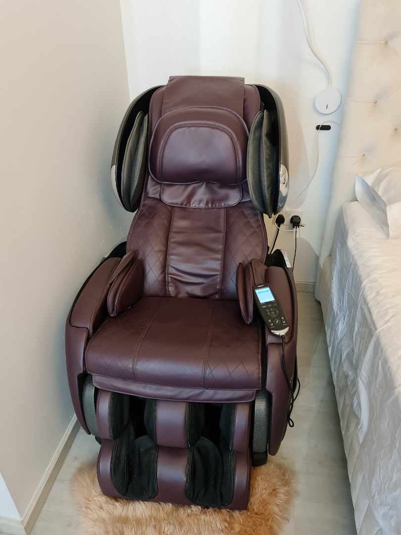 OSIM Umagic Massage Chair, Furniture & Home Living, Furniture, Other ...