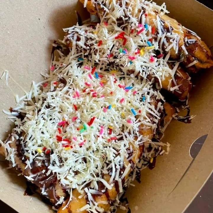 Popia pisang coklet, Food & Drinks, Homemade Bakes on Carousell