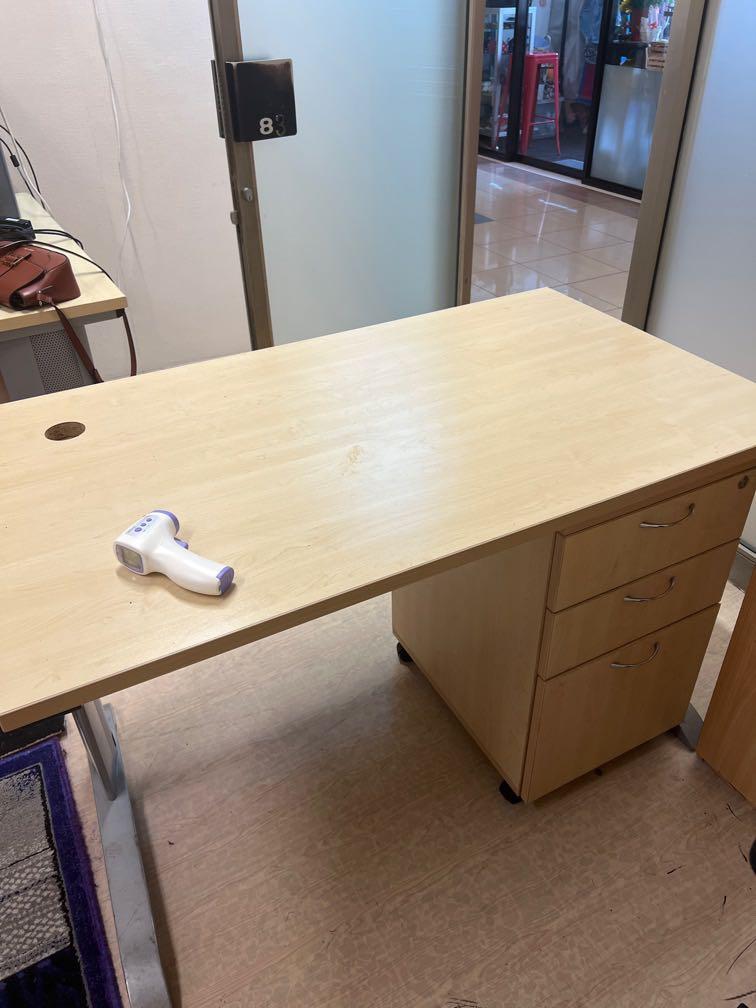 Rarely used computer table, Furniture & Home Living, Furniture, Tables ...