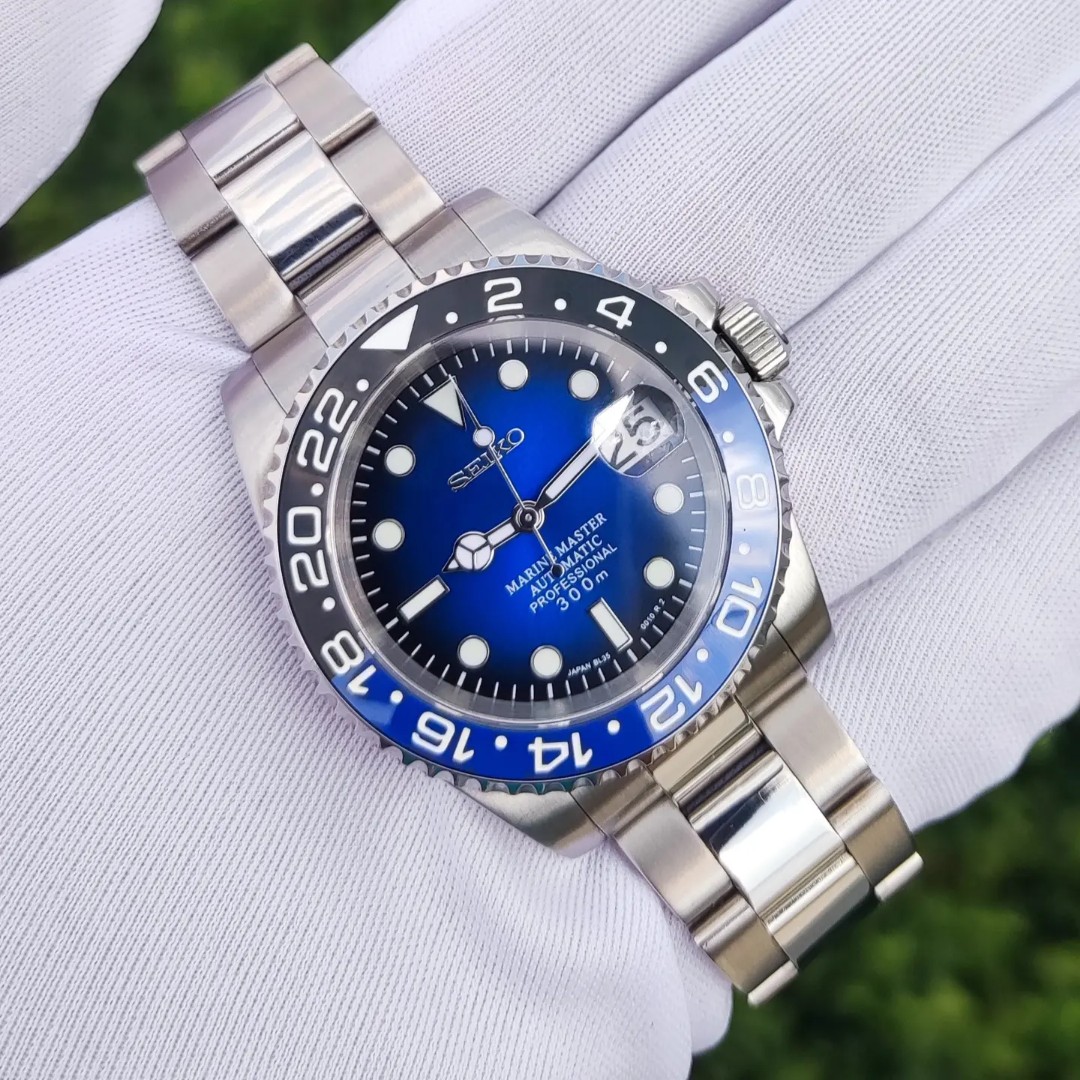Seikolex Batman Gradient Blue Mod, Luxury, Watches on Carousell