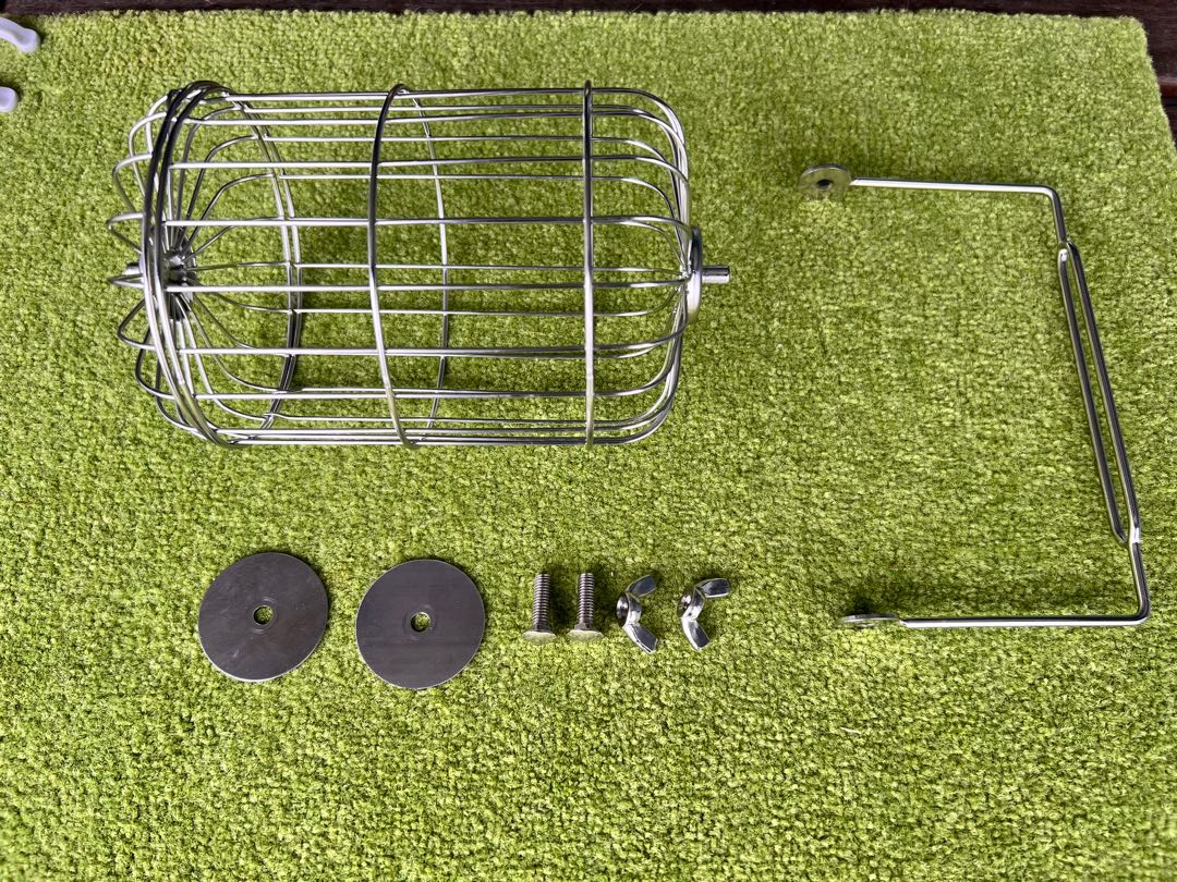 Stainless steel hay cage, Pet Supplies, Homes & Other Pet Accessories ...