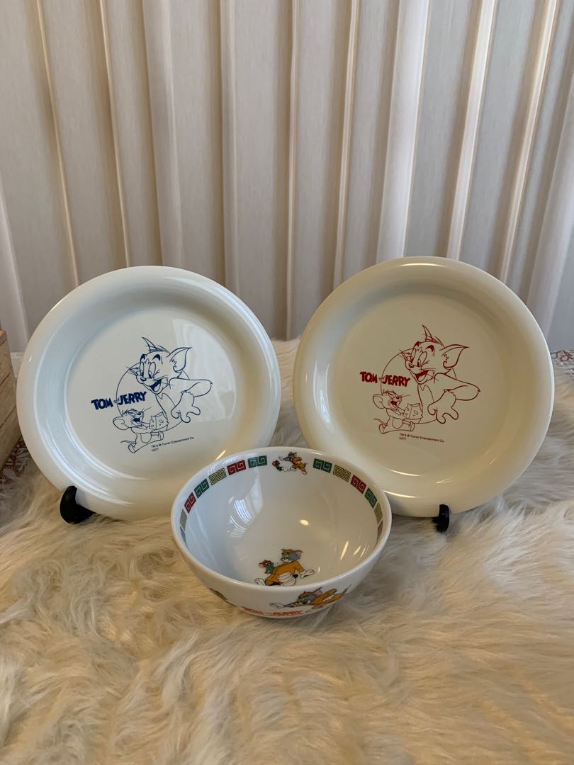 Tom and Jerry cake plates and Yamaka bowl, Furniture & Home Living ...