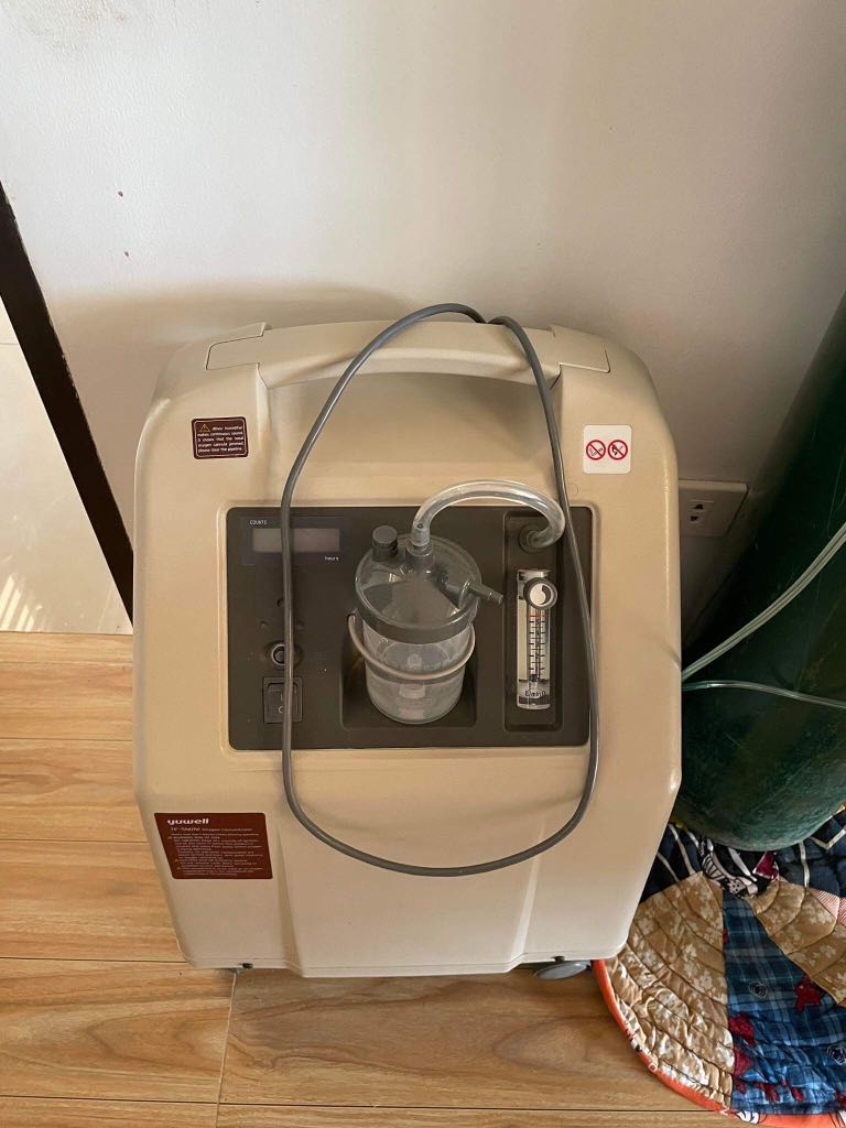 Yuwell 7F-5MINI Oxygen Concentrator, Health & Nutrition, Medical ...