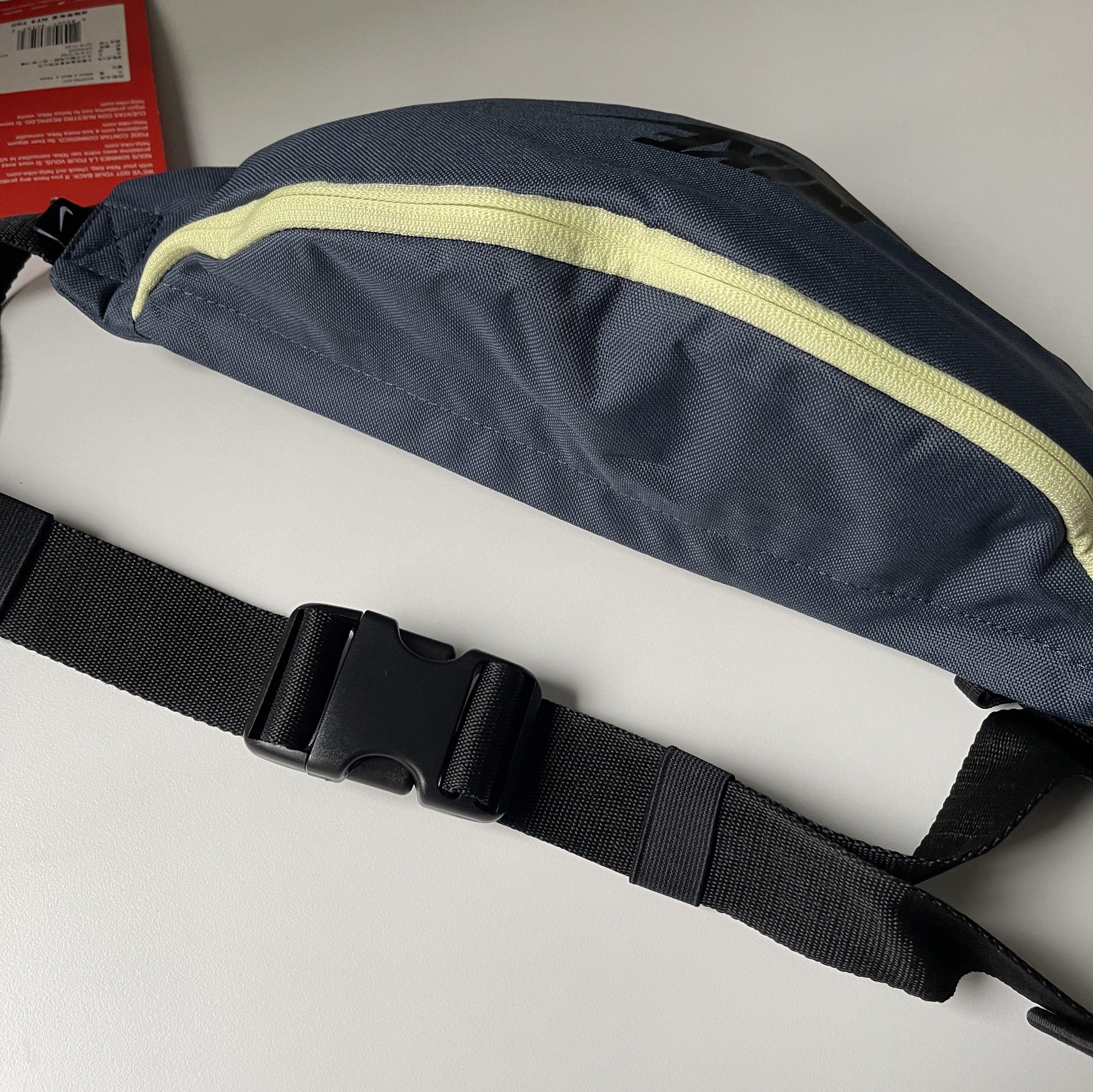 bnwt nike bum bag, Women's Fashion, Bags & Wallets, Cross-body Bags on ...