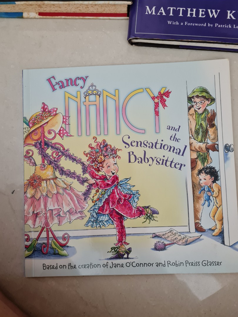 Buku anak Fancy Nancy and the Sensational Babysitter, Buku & Alat Tulis ...