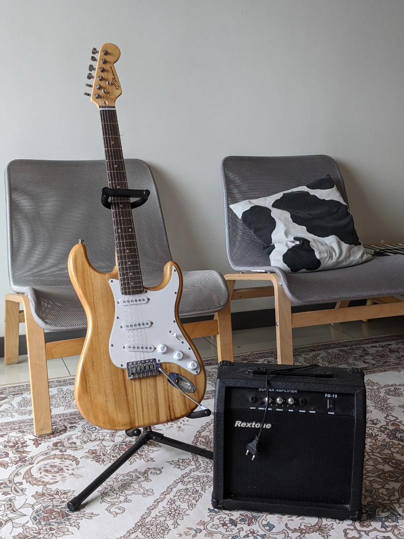 Electric Guitar Stratocaster RC Stromm, Hobbies & Toys, Music & Media ...