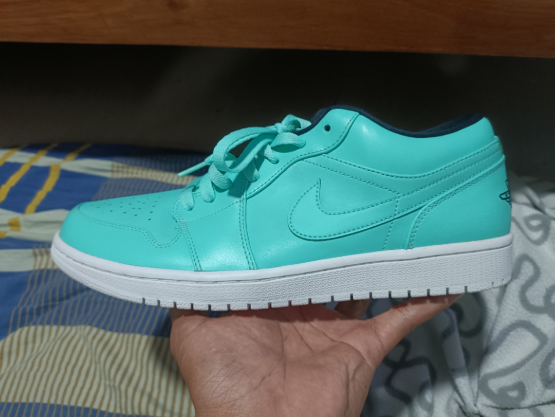 Jordan 1 low hyper turqoise, Men's Fashion, Footwear, Sneakers on Carousell