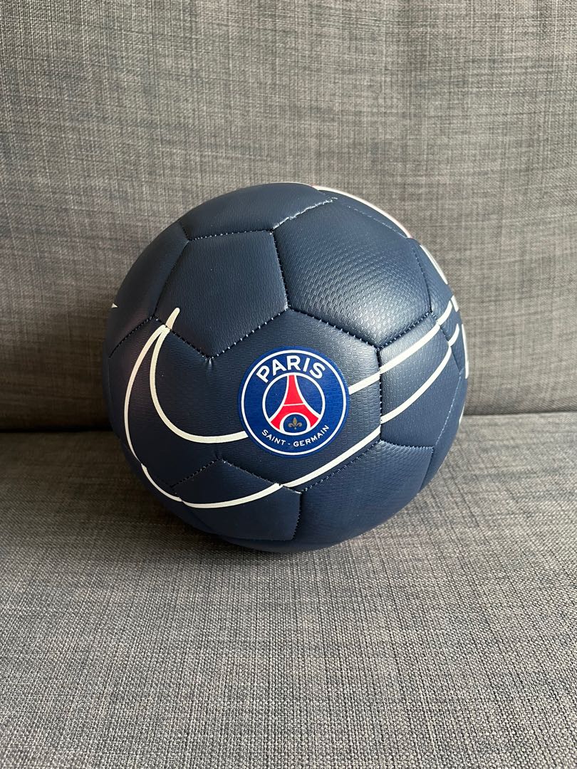 Paris Saint Germain PSG Soccer Ball Youth Size 4, Sports Equipment ...