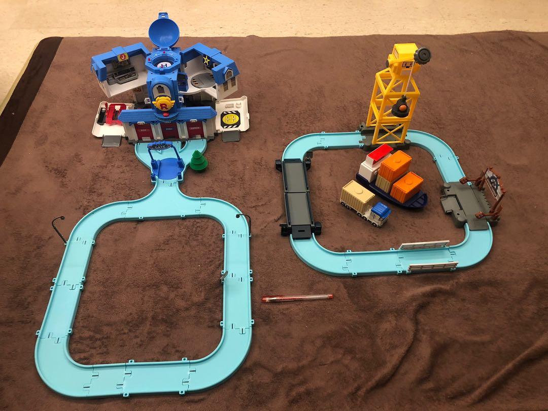 Robocar poli crane shipping headquarters track set, Babies & Kids ...