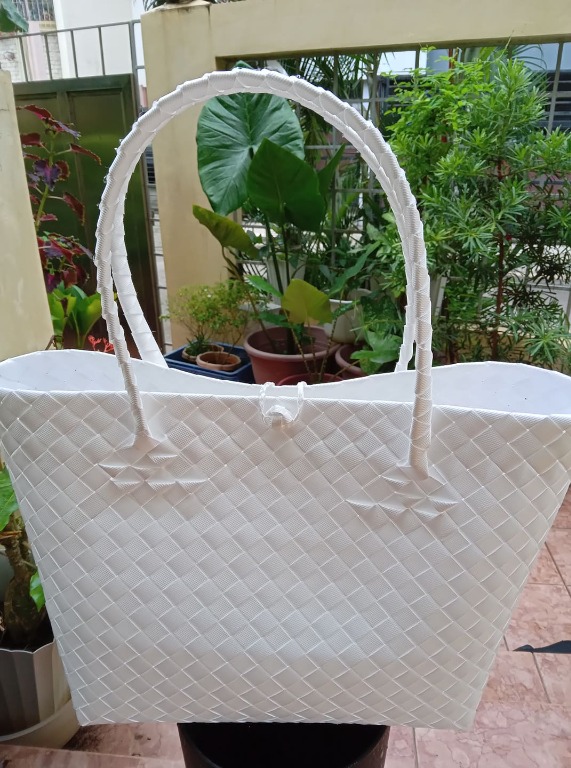 STURDY TRENDY BAYONG SIZES: (WITHOUT ZIPPER) - small, Luxury, Bags ...