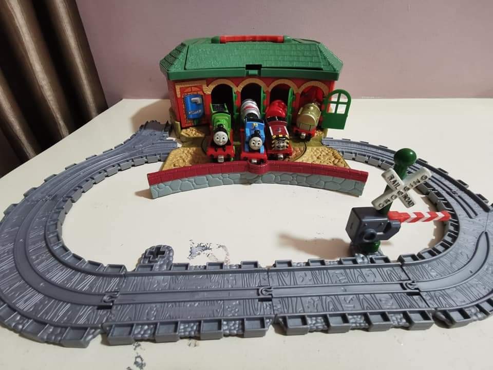 Take Along Thomas and Friends Work 'n Play Roundhouse on Carousell