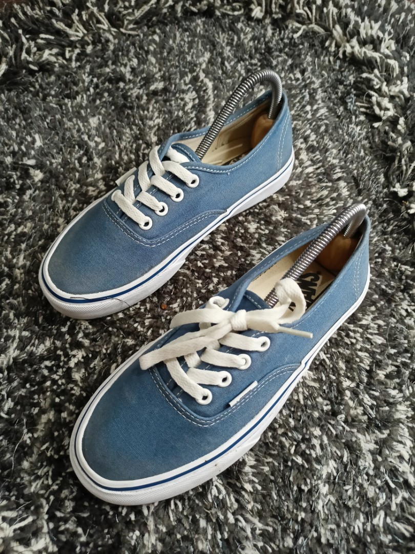Vans Classic Blue, Women's Fashion, Footwear, Sneakers on Carousell