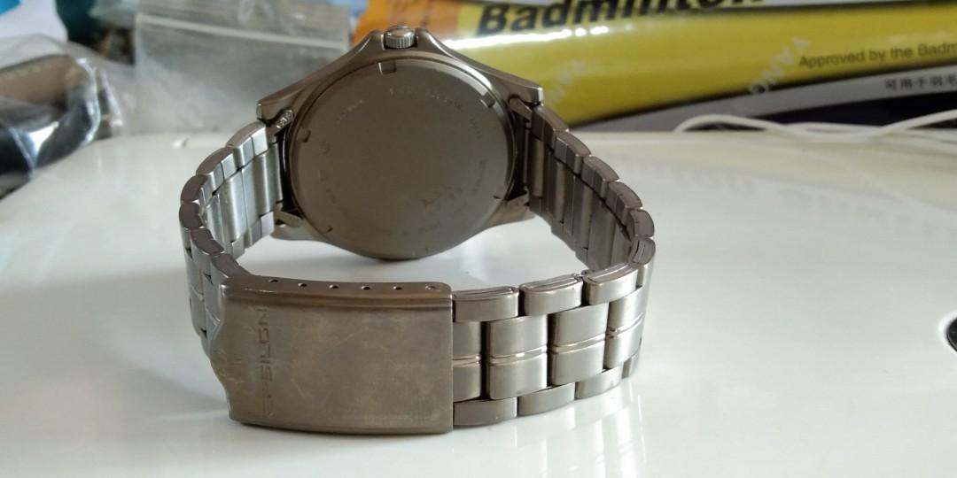 Vintage Alba Epsilon titanium gent field watch on Carousell