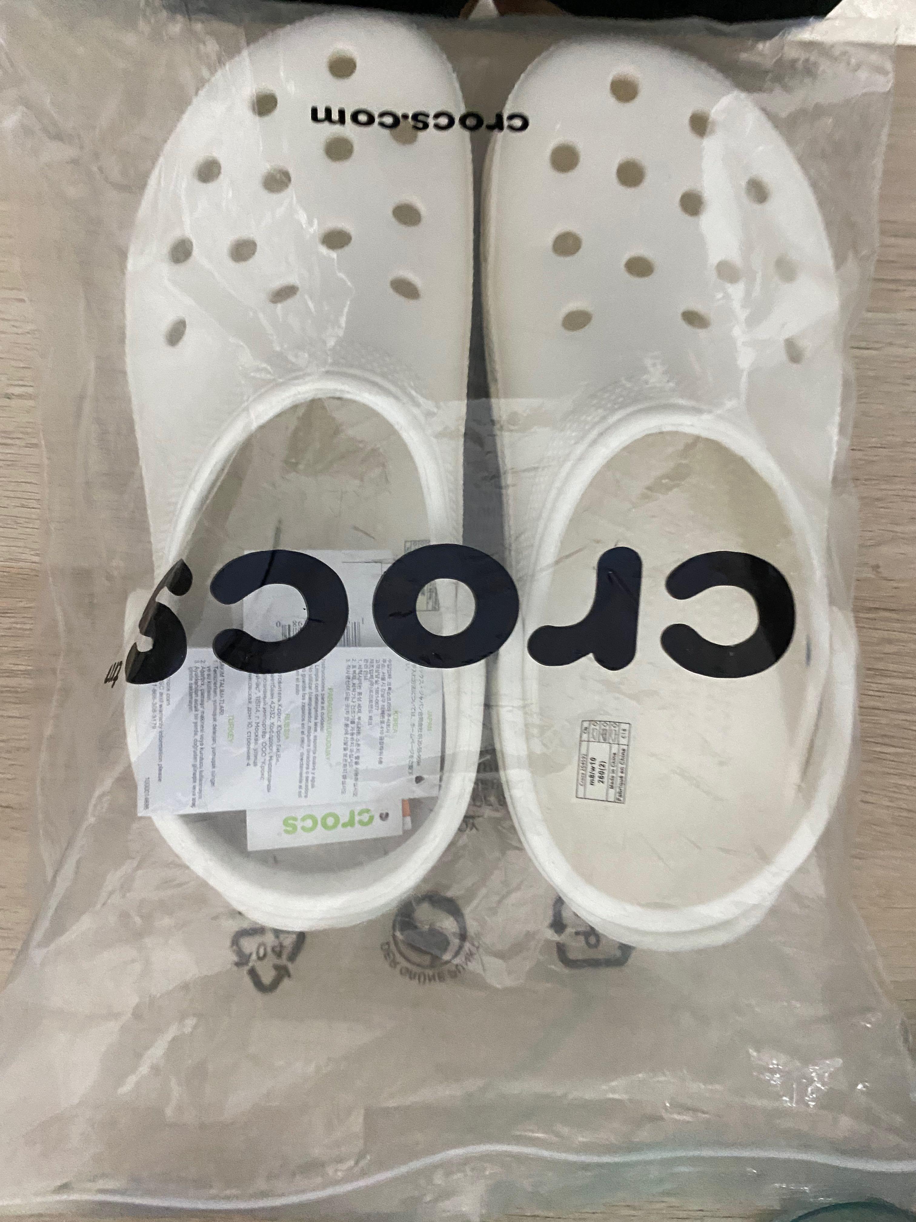 White Crocs!!, Men's Fashion, Footwear, Flipflops and Slides on Carousell