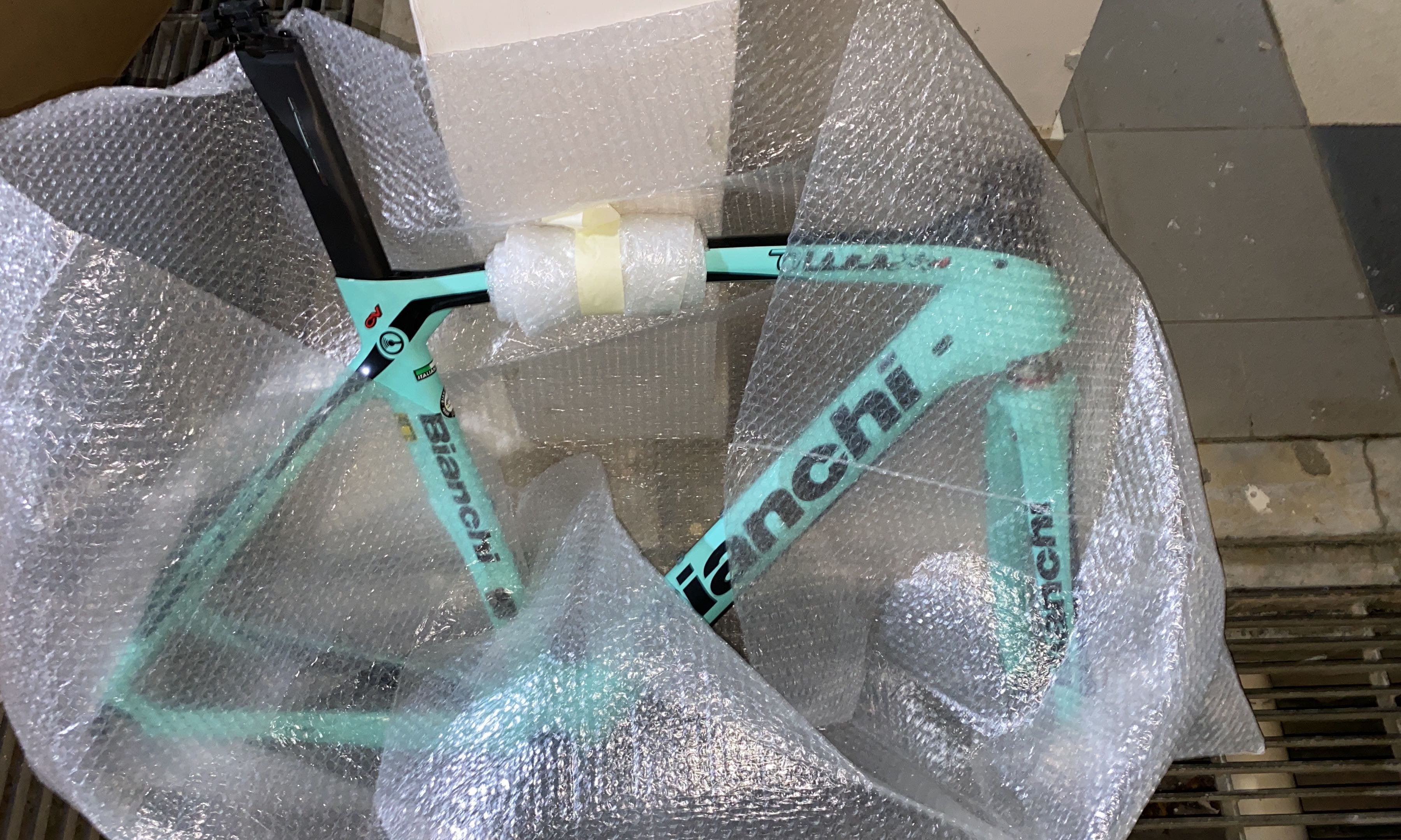 Bianchi XR4 frameset (rim brakes), Sports Equipment, Bicycles & Parts ...