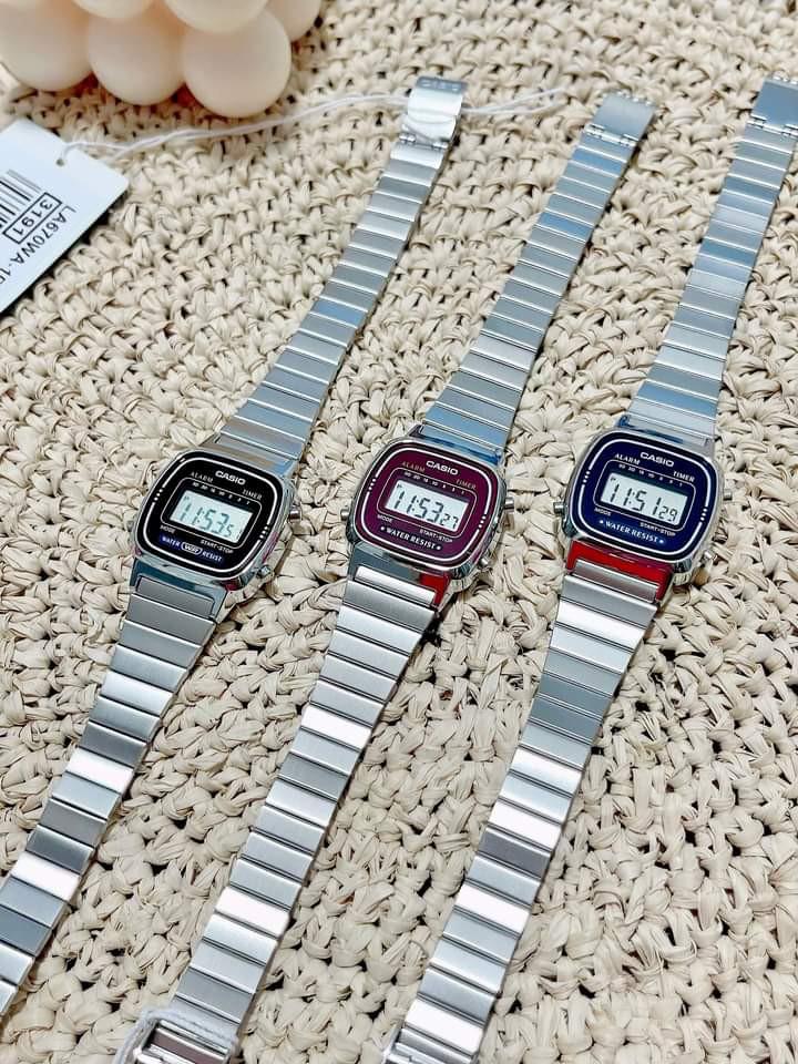 CASIO SMALL SILVER WATCH, Women's Fashion, Watches & Accessories ...