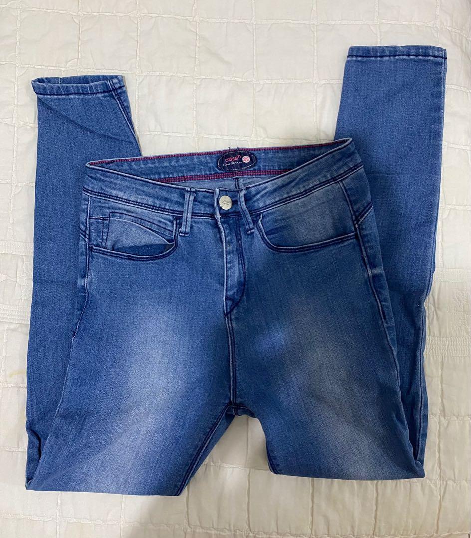 Crissa jeans, Women's Fashion, Bottoms, Jeans on Carousell