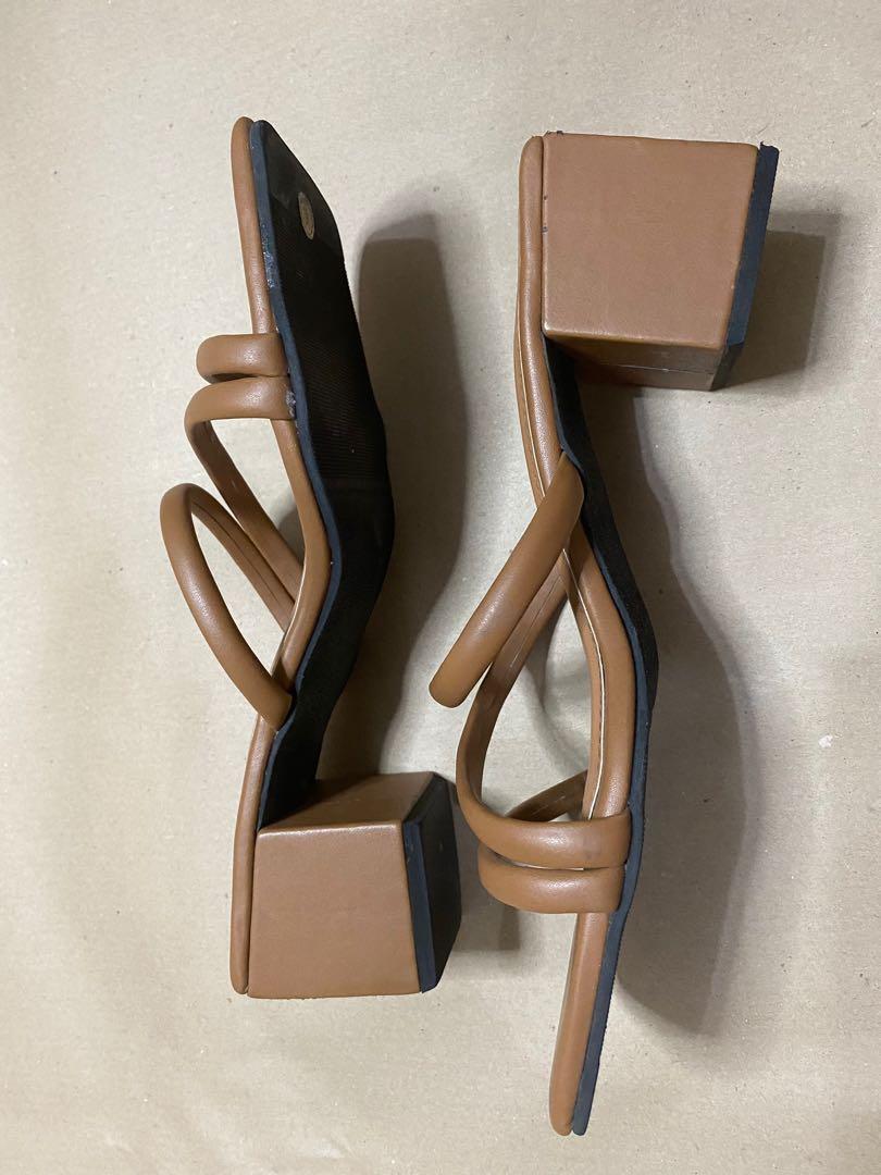 CRIZA Alice in Tan, Women's Fashion, Footwear, Heels on Carousell