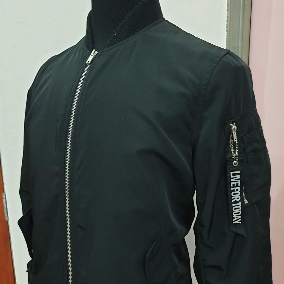 FLIGHT JACKET BLISTORM on Carousell
