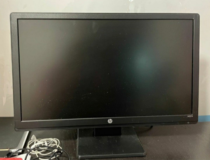 HP W2371d 23 inch LCD Monitor, Computers & Tech, Parts & Accessories ...