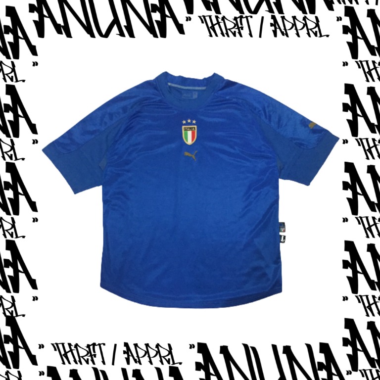 ITALY EURO 2004 HOME PLAIN KIT (MEDYO BEATERS), Men's Fashion, Tops ...