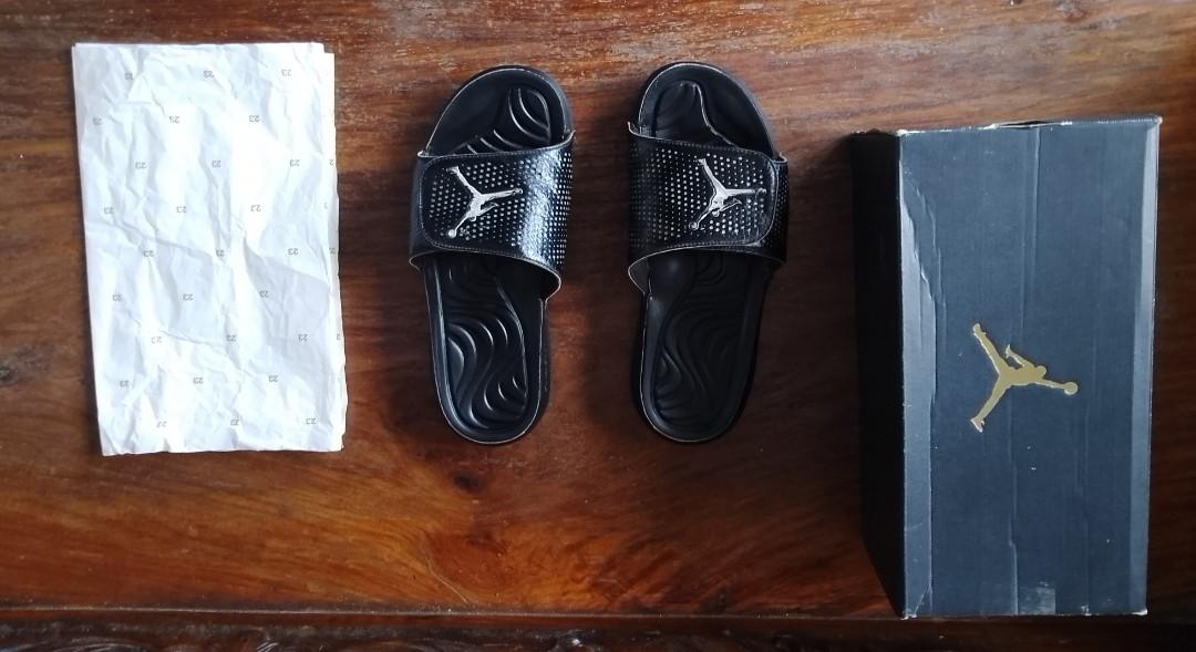 Jordan Hydro 5 Retro Solar Soft, Men's Fashion, Footwear, Slippers ...