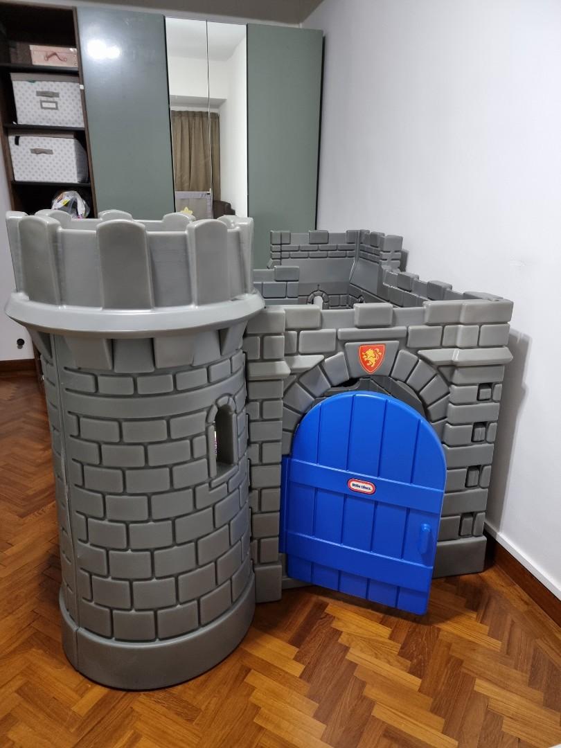 Little Tikes Classic Castle, Hobbies & Toys, Toys & Games on Carousell