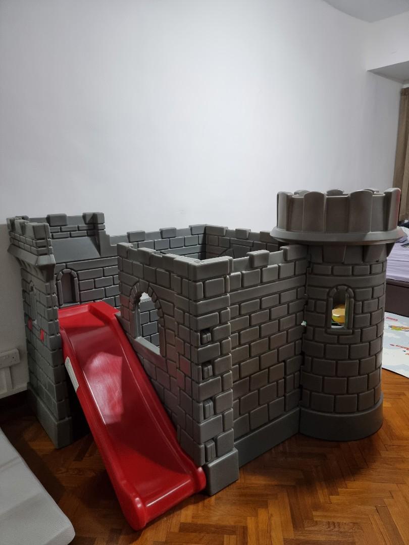Little Tikes Classic Castle, Hobbies & Toys, Toys & Games on Carousell