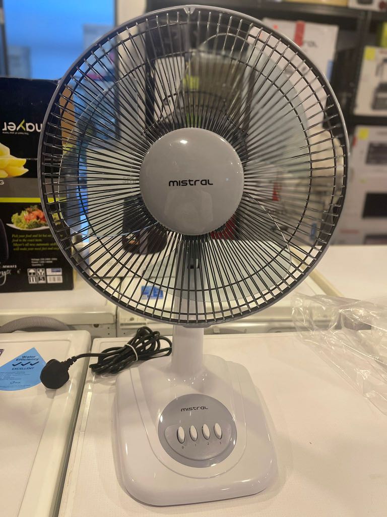 Mistral MTF121 Desk Fan Display set/ brand new $28, Furniture & Home ...