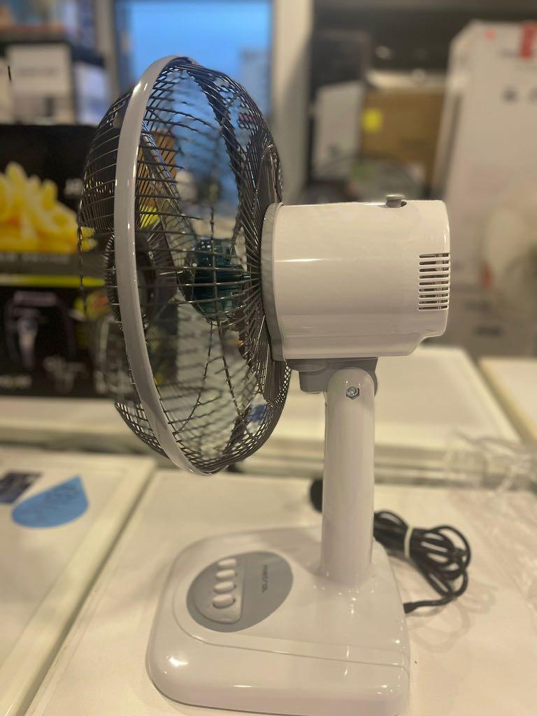 Mistral MTF121 Desk Fan Display set/ brand new $28, Furniture & Home ...