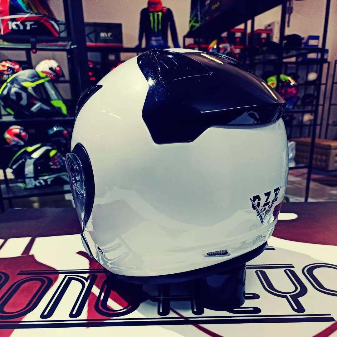 OZI 22 HELMET*PSB APPROVED*, Motorcycles, Motorcycle Apparel on Carousell